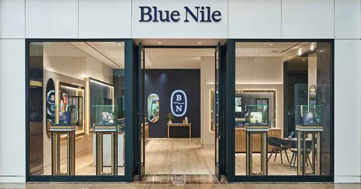 How Blue Nile Differs from Lab Grown Jewelry